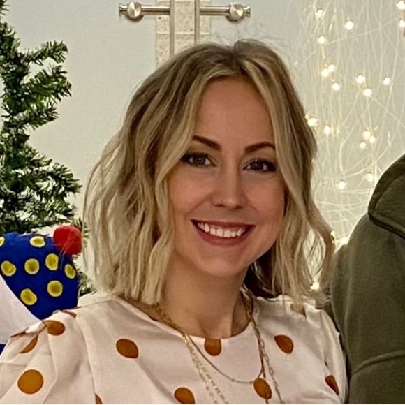 Bethany's Closet (@bethanyreli) | Poshmark